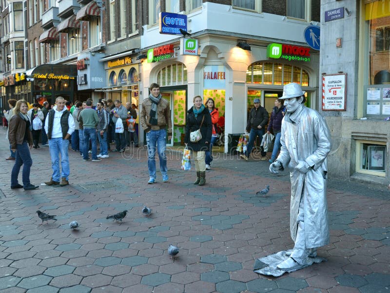 Street mime editorial stock photo. Image of pier, mime - 71031968