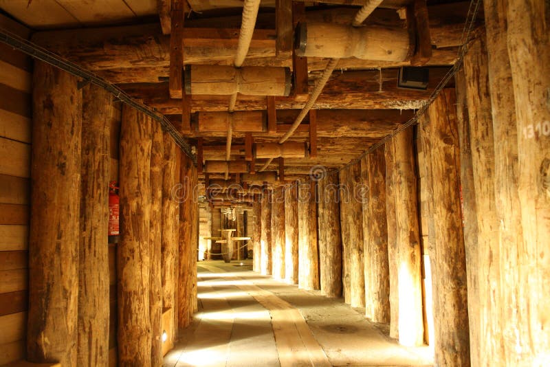 Mina De Sal De Wieliczka (Poland) Foto de Stock - Imagem de passagem ...
