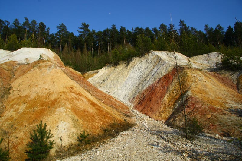 Mina do caulim imagem de stock. Imagem de equipamento - 26213115