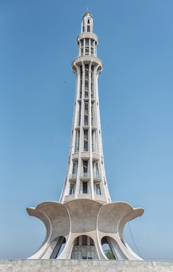 Le Minar-e-Pakistan, Lahore Photographie éditorial - Image du monument ...