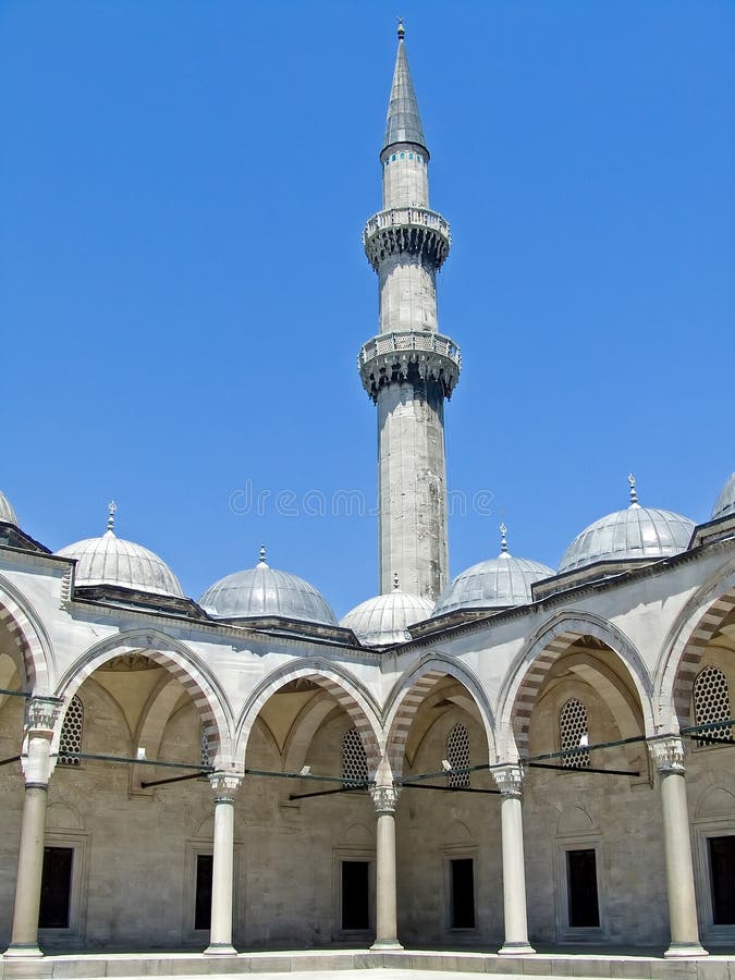 Minaret image stock. Image du islam, énorme, balcon, orient - 1124295