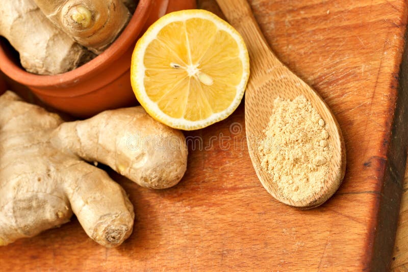 Ground Dry Ginger Flour. Fresh Whole and Chopped Ginger Root Stock ...