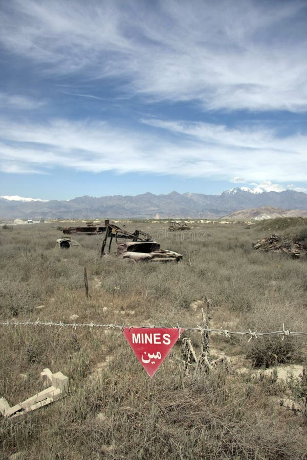 Champs De Mine Autour Du Site Baptismal De L'elMine De Jesus Christ ...