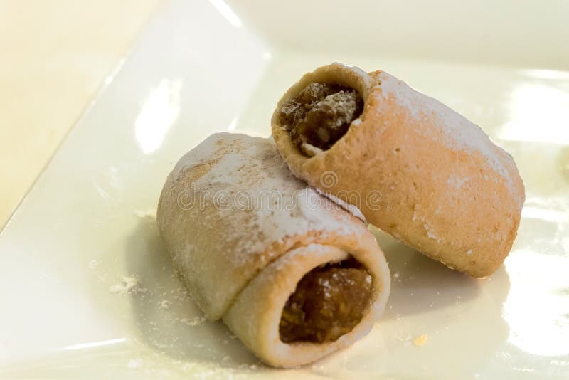 Mini apple pie, cookies stock photo. Image of break, shape - 75443684