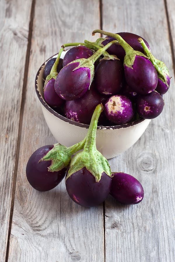 Mini aubergines stock image. Image of crop, objects, vegetarian - 40886441