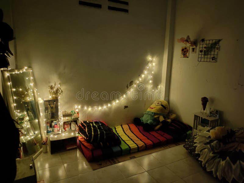 Mini Bedroom Decorating Inspiration in a Mini House ,lets Tray ...