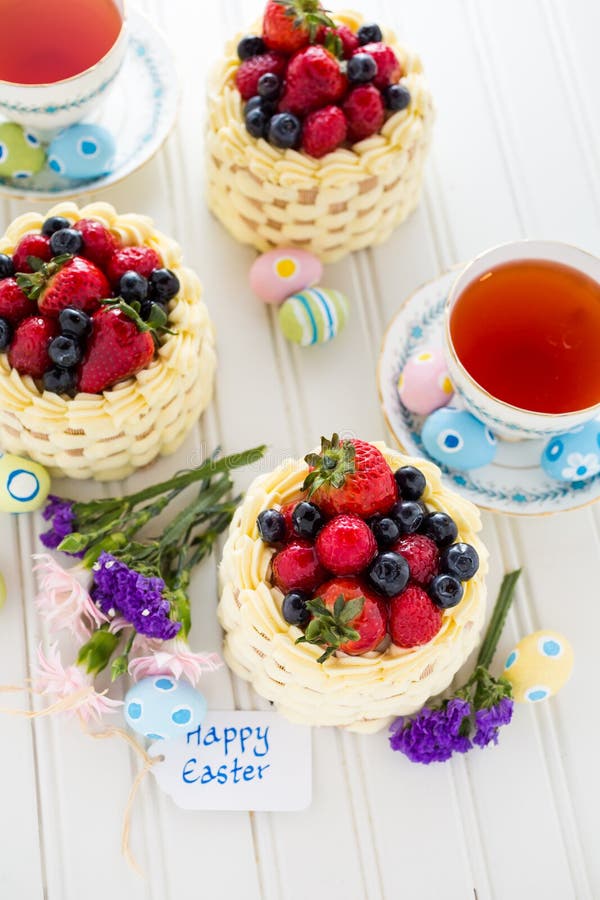 Mini cakes stock image. Image of berries, beverage, anthocyanins - 39015973