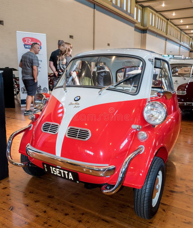 Mini Carro 1958 De BMW Isetta Em Motorclassica Imagem de Stock ...