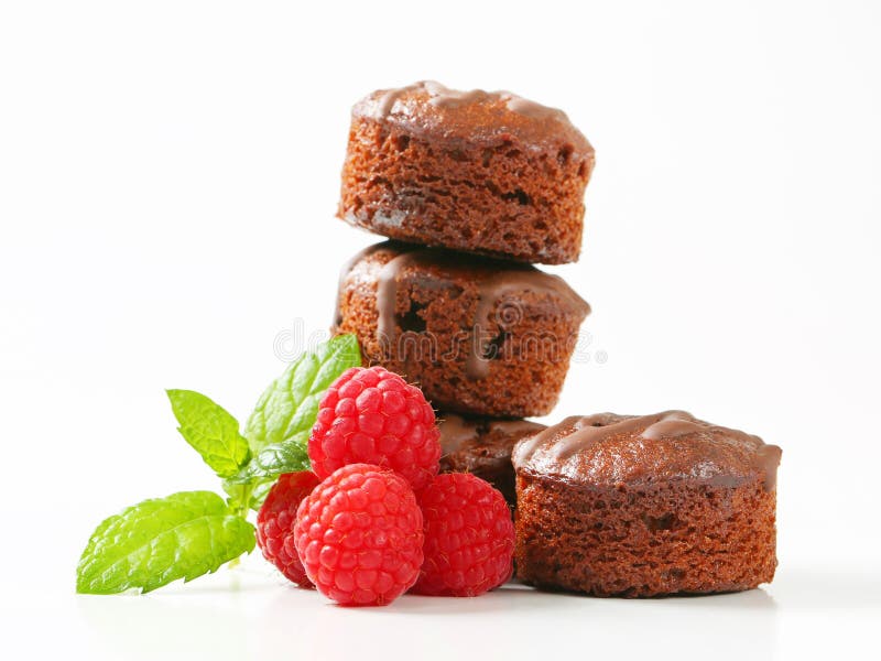 Mini chocolate cakes stock photo. Image of small, cakes - 38837214