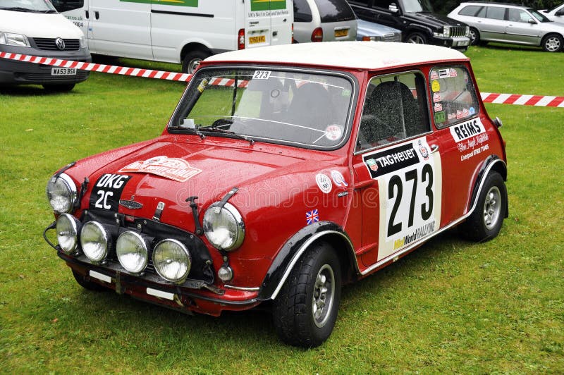 Mini Cooper En Chelsea AutoLegends 2011 Imagen de archivo editorial ...