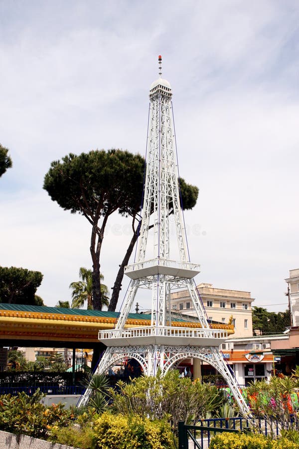 Mini Eiffel Tower editorial photography. Image of park - 54837147