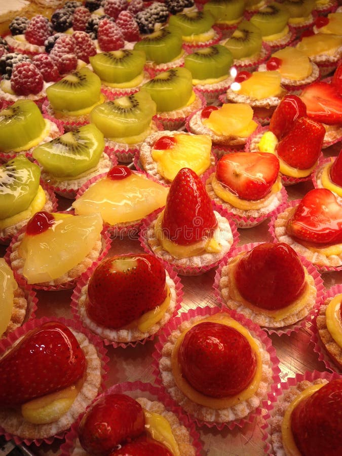 Mini Fruit tarts stock image. Image of sweet, bakery - 83295423