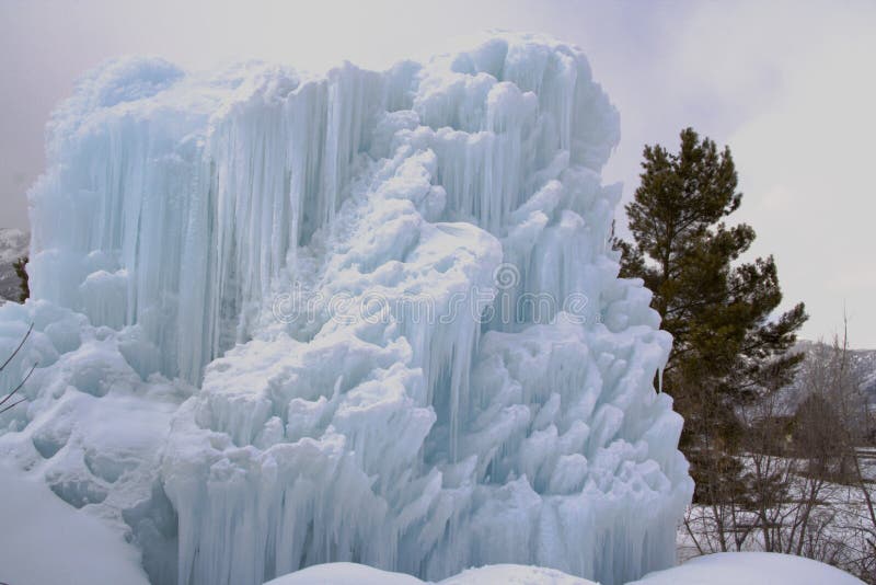 Mini geleira imagem de stock. Imagem de montanhas, fonte - 535405