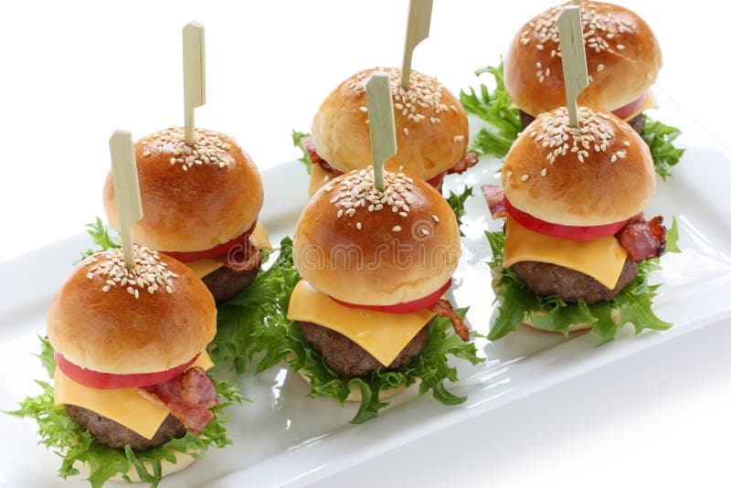 Mini hamburgers image stock. Image du cheddar, homemade - 25141187