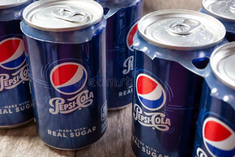Mini pepsi editorial photography. Image of liter, sugar - 183454317