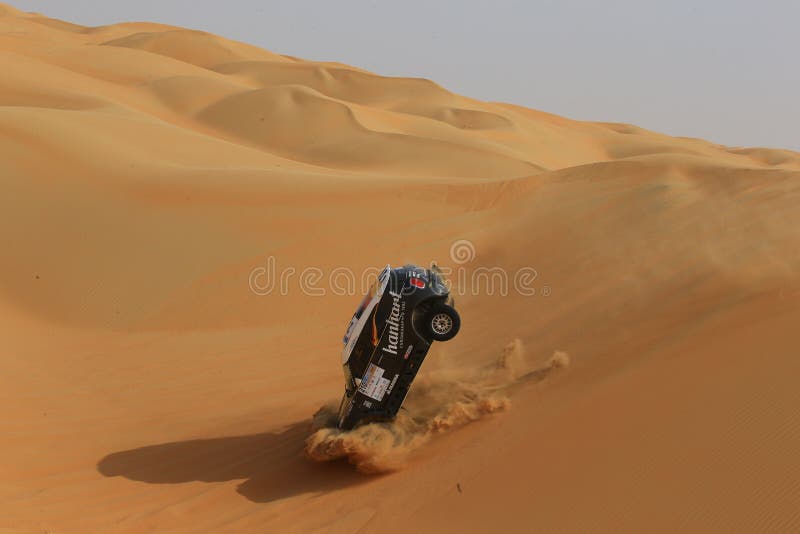 Desert car race editorial photography. Image of desert - 28859932