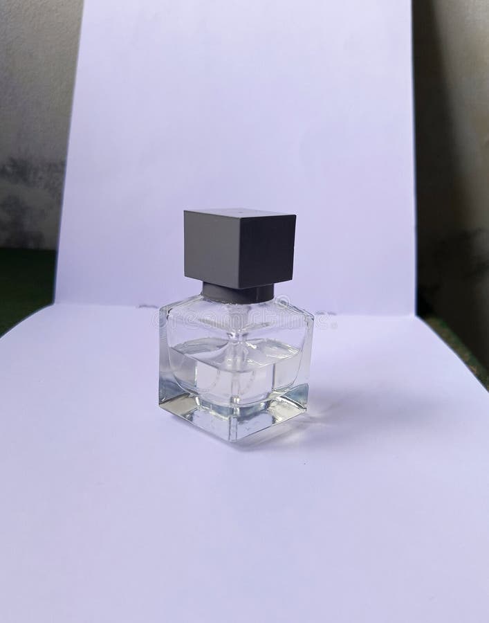 Mini square perfume bottle stock image. Image of white - 362297157