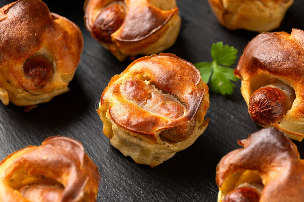 Mini Toad in the Hole, Baked Sausages in Yorkshire Pudding with Gravy ...
