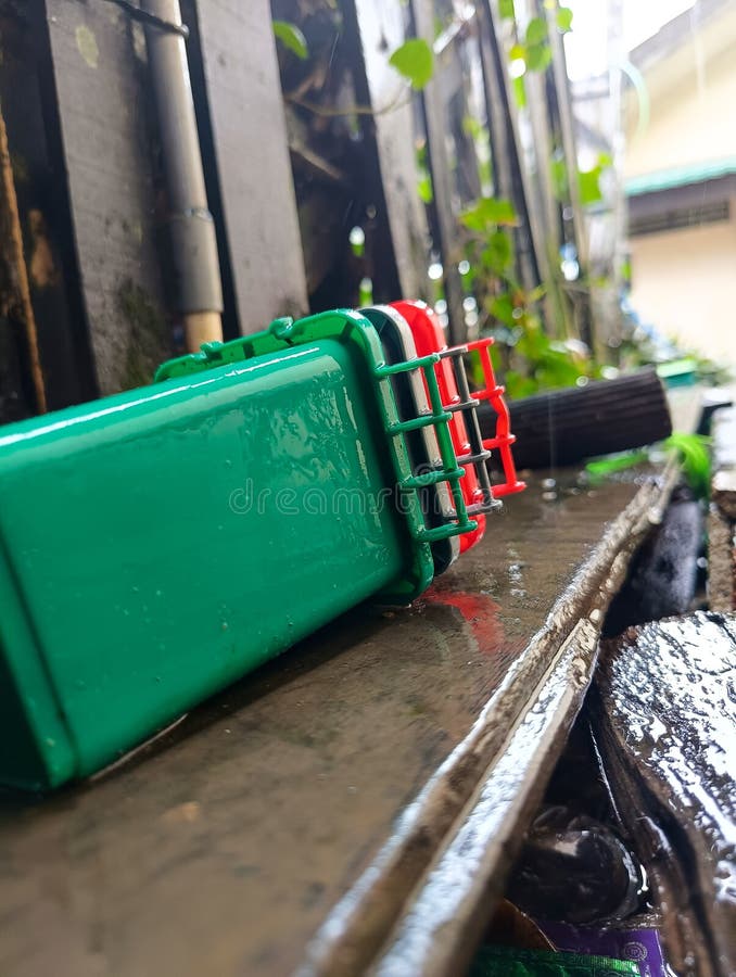 Spilled Trashcan Stock Photos - Free & Royalty-Free Stock Photos from ...