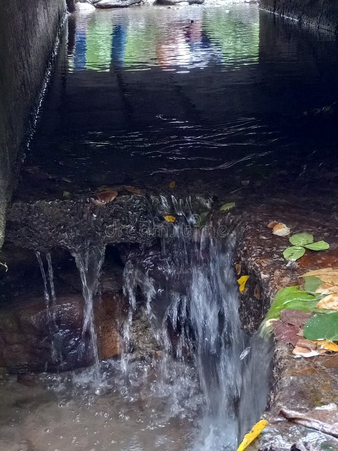 Mini Water fall stock photo. Image of reflection, formation - 252383918