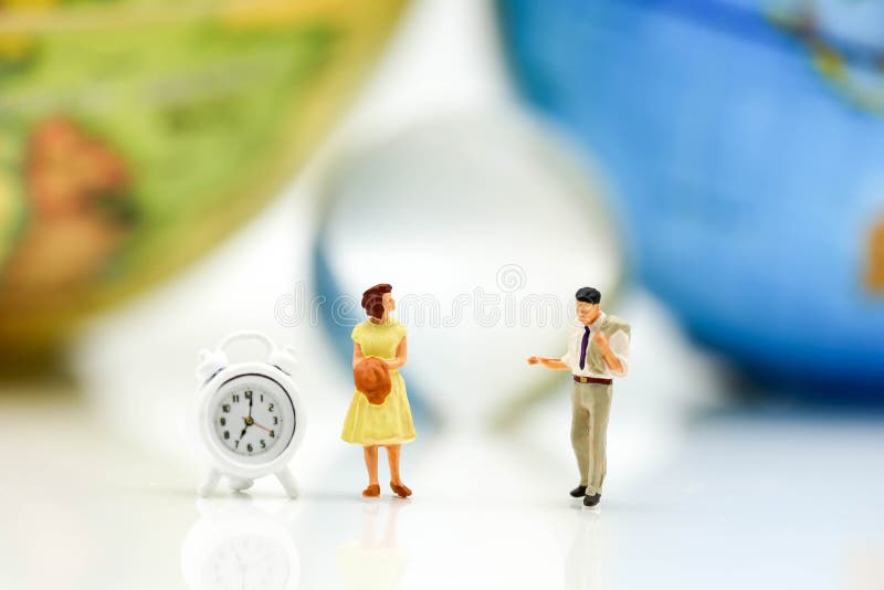 Miniature People : Couple of Love Stand with Clock and World Map Stock ...