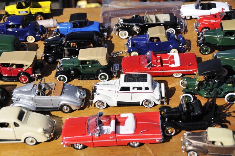 Miniatuur auto's stock afbeelding. Image of snelweg, spel - 24236477