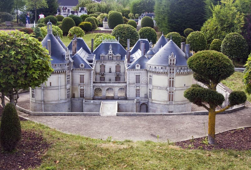Mini Chateaux Park in Amboise Frankrijk Redactionele Afbeelding - Image ...