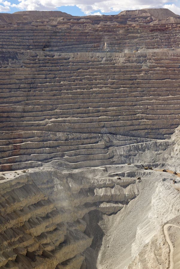 Miniera di rame immagine stock. Immagine di terra, apparecchiatura ...