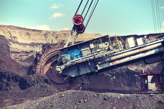 Mining Machine, Mining Coal Stock Image - Image of open, outdoor: 56473687