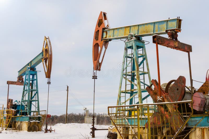 Mining and Quarrying. Installations for the Extraction of Oil from the ...