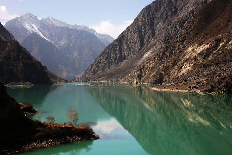 Minjiang River stock image. Image of clouds, bule, water - 4310411