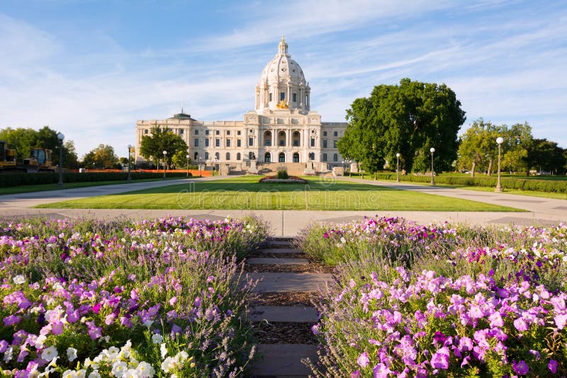 Minnesota Capital Garden stock image. Image of nationalistic - 33956549
