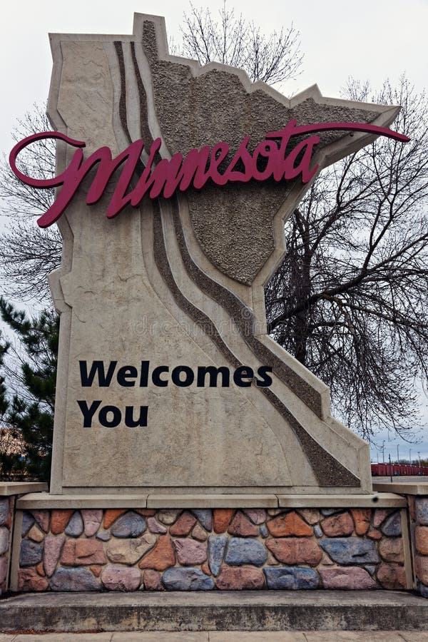 115 Minnesota Welcome Sign Stock Photos - Free & Royalty-Free Stock ...