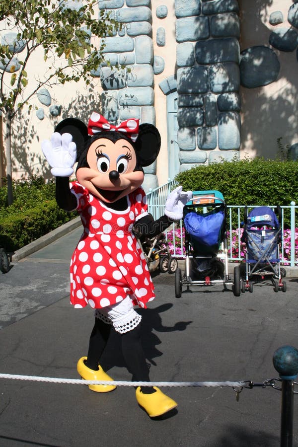 Minnie mus redaktionell fotografering för bildbyråer. Bild av kändisar ...