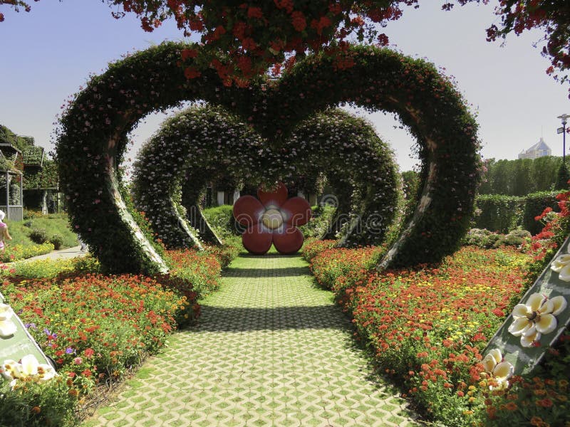 Miracle Gardens Heart Shaped Flower Mural Path Editorial Photo - Image ...