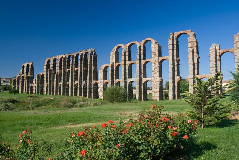The Miracle S Aqueduct of Merida Stock Photo - Image of blue, stone ...