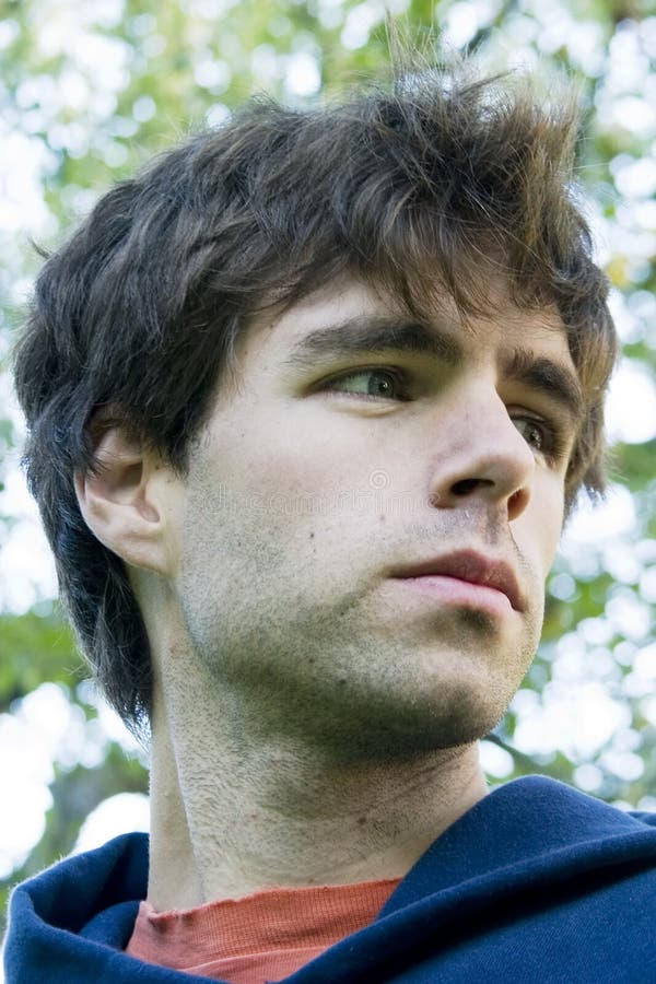 Mirada a la cara imagen de archivo. Imagen de hermoso, estudiante - 471859