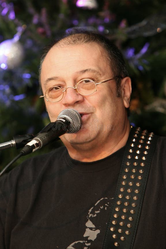 Mircea Baniciu editorial stock photo. Image of microphone - 23144943