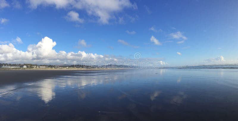 Mirror beach stock photo. Image of beachfront, lovely - 91353566