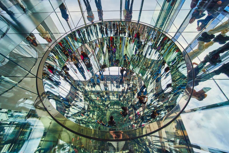 Mirror Floor and Circle Hole Reflecting Hundreds of Tourists Infinity Stock Image - Image of ...