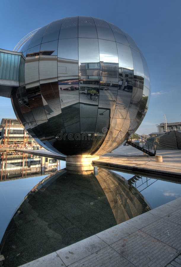Mirrored Spherical Building Reflects in Water Stock Image - Image of ...