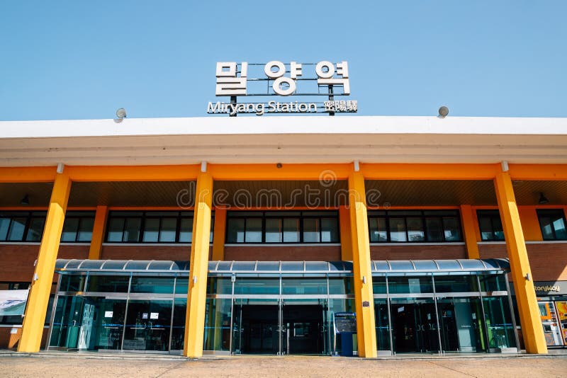 View of Miryang City from Moonlight Ssamji Park Observatory at Spring ...