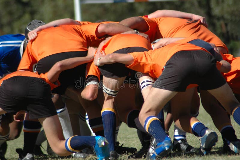 Mischia di rugby fotografia editoriale. Immagine di squadre - 54093521