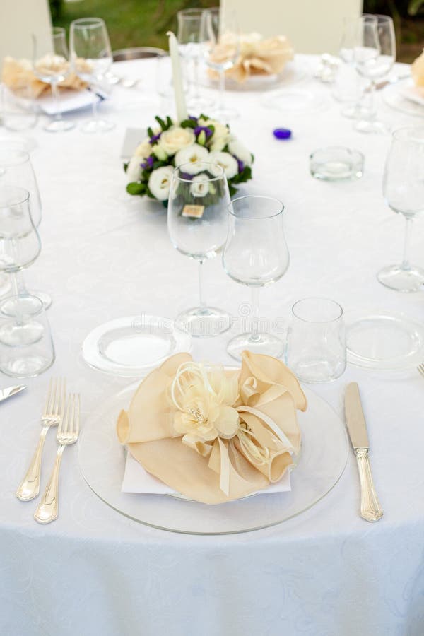 Mise En Place of a Round Table for a Wedding Event Stock Photo - Image ...