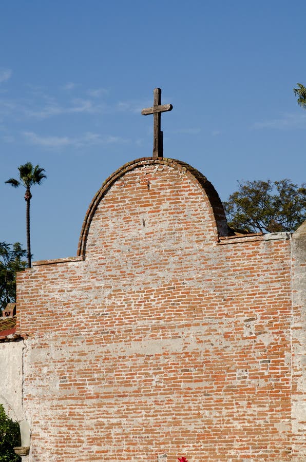 Mission Building stock photo. Image of juan, arch, catholicism - 22761164