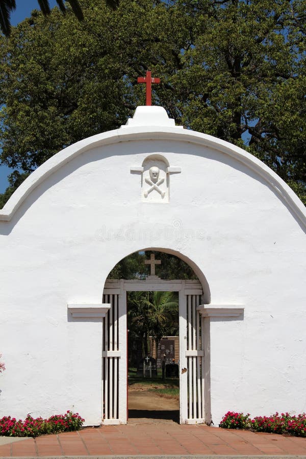 Mission San Luis Rey Cemetery Editorial Photo - Image of culture ...