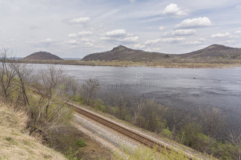 Mississippi River in Spring Stock Photo - Image of clouds, rural: 70527794