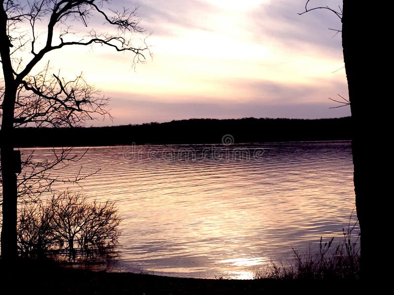 Missouri lake sunset stock image. Image of missouri - 146398657