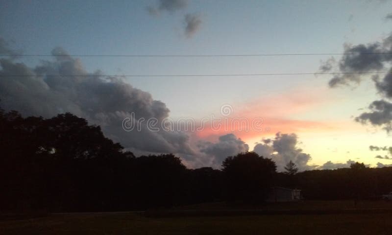 Missouri Sunset Over a Lake Stock Photo - Image of light, creation: 5377366