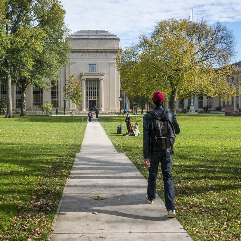 MIT Campus in Cambridge, MA, USA Editorial Photography - Image of snow ...